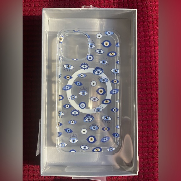 isla rae | Cell Phones & Accessories | Nwt Magsafe Compatible Iphone ...